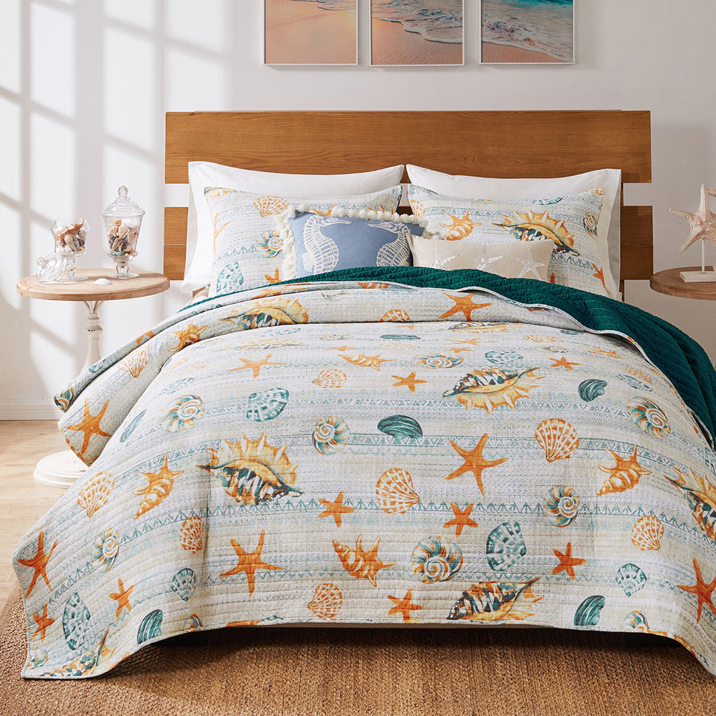 Jade Beach Quilt Bed Set - Full/Queen | Bella Coastal Decor