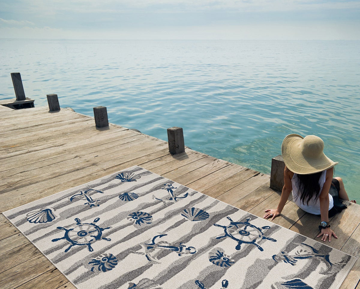 Nautical Day Indoor/Outdoor Rug - 7 x 10 | Bella Coastal Decor