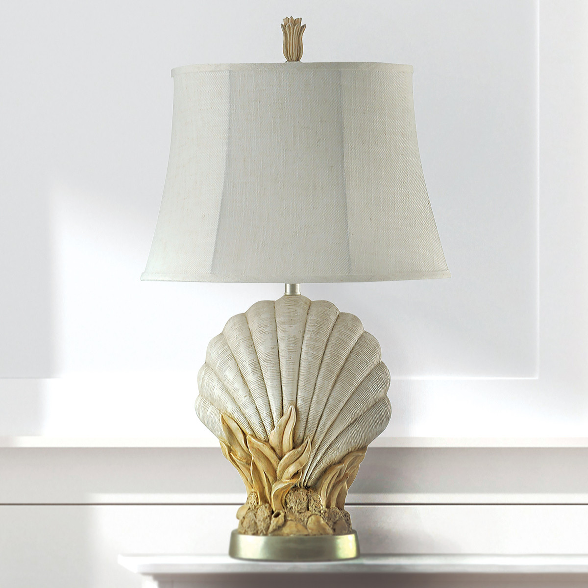 Clamshell Table Lamp | Bella Coastal Decor